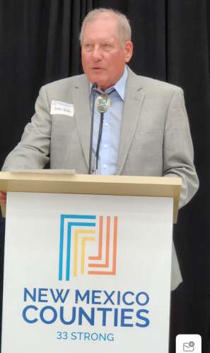 New Mexico Sen. Steve Neville receives honor - The Tri-City Record