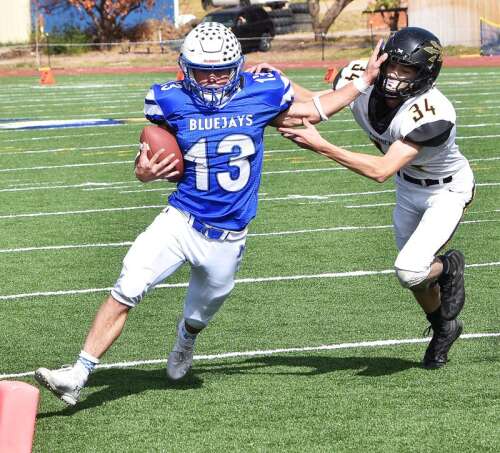 Mancos football rolls in opener against Hayden - The Journal