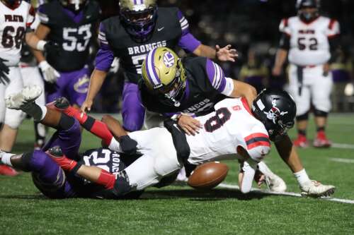 Inside look at prep football matchups this weekend - The Tri-City Record