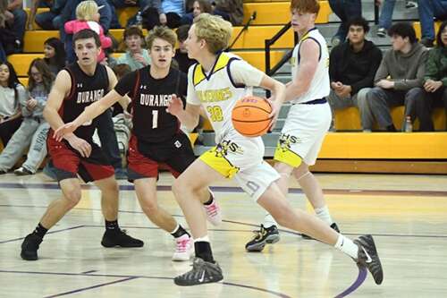 Bayfield boys basketball beats Durango in home opener - The Durango Herald