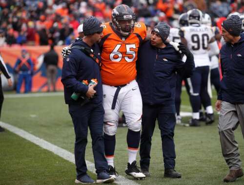 Broncos say guard Ronald Leary has torn Achilles - The Durango Herald