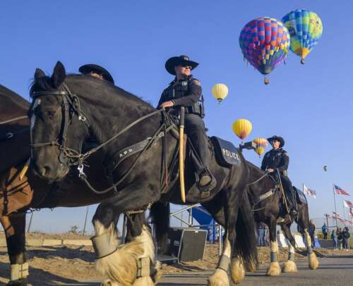 Hot-air balloon strikes and collapses radio tower in Albuquerque during ...