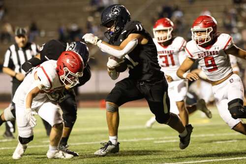 Bloomfield, Newcomb football teams put unbeaten streaks to test this ...