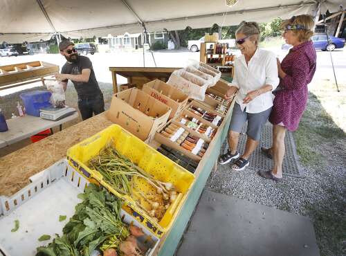 Don’t panic! A fruitful, fruit-filled summer is on the way - The ...