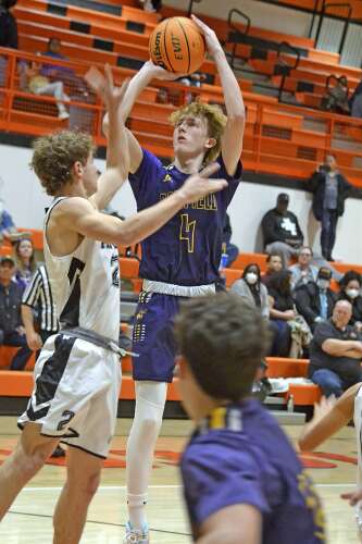 Rallying Wolverines swipe win in Aztec - The Durango Herald