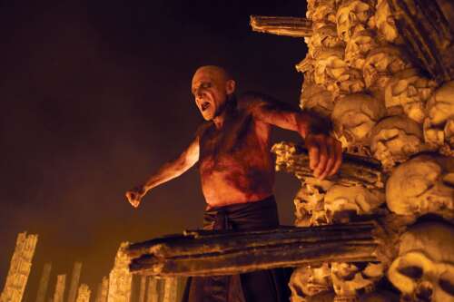 Review: ‘28 Years Later: The Bone Temple’ is a bonkers and triumphant ...