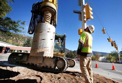 Photo: CDOT replacing traffic lights on Main Avenue - The Durango Herald