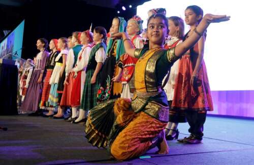 Mormons promote traditional family - The Durango Herald