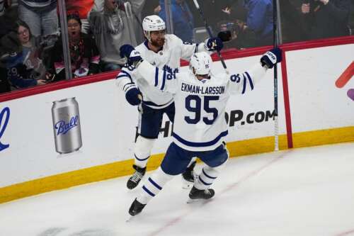 William Nylander's OT goal gives Leafs 4-3 victory, snaps Avalanche's ...