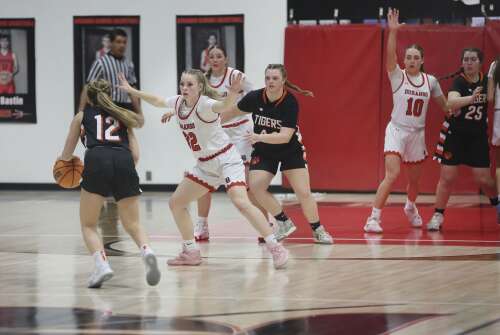 Durango girls keep rolling - The Durango Herald