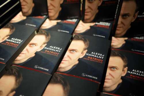 Russian opposition leader Alexei Navalny's posthumous memoir is a ...