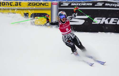 Robinson races to 2nd straight World Cup GS victory. Shiffrin finishes ...