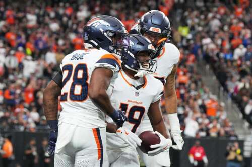 Broncos beat Raiders 24-17 to extend winning streak to 10 games as Geno ...