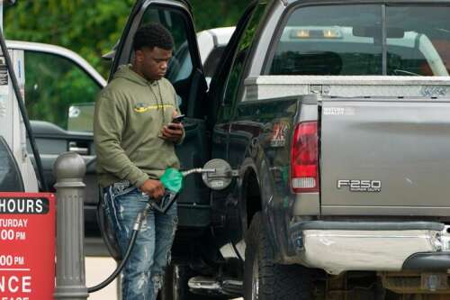 From unfilled gas tanks to fewer frills, retailers see US consumers ...