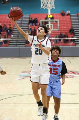 Begay leads Chieftains to tournament title - The Tri-City Record