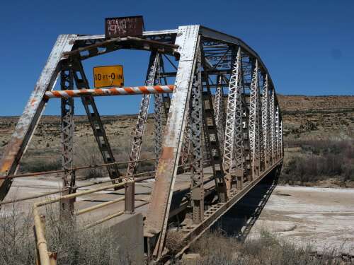 Closing of 5-Mile Bridge creates perplexing problems - The Tri-City Record