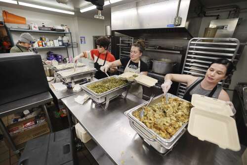 La Plata County residents find ways to share community on Thanksgiving ...