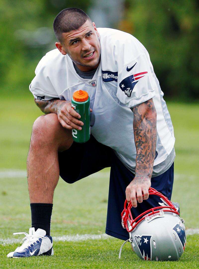 aaron hernandez school
